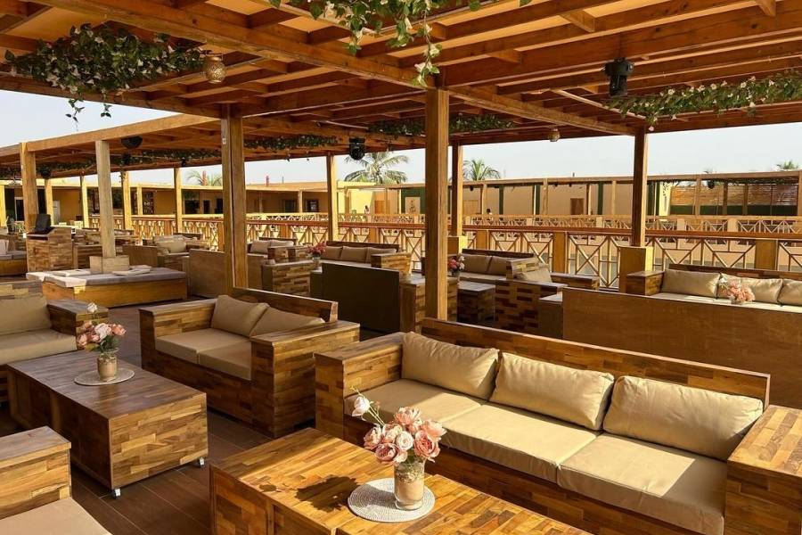 Touky Lounge The Rooftop : Le spot branché en bord de mer