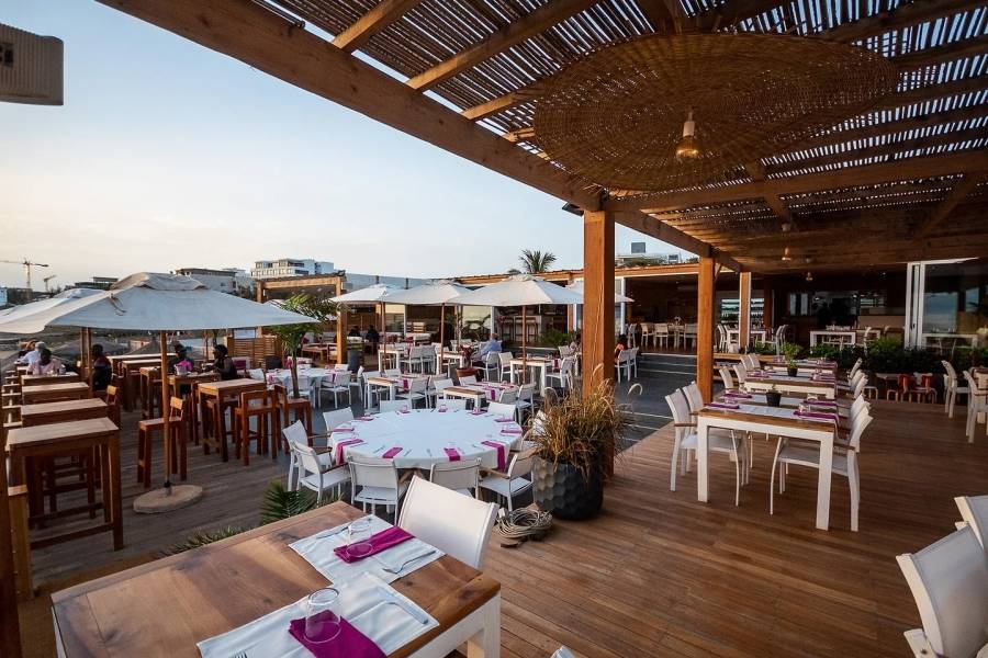 Le Cabanon : Un havre de paix et de gastronomie à Dakar