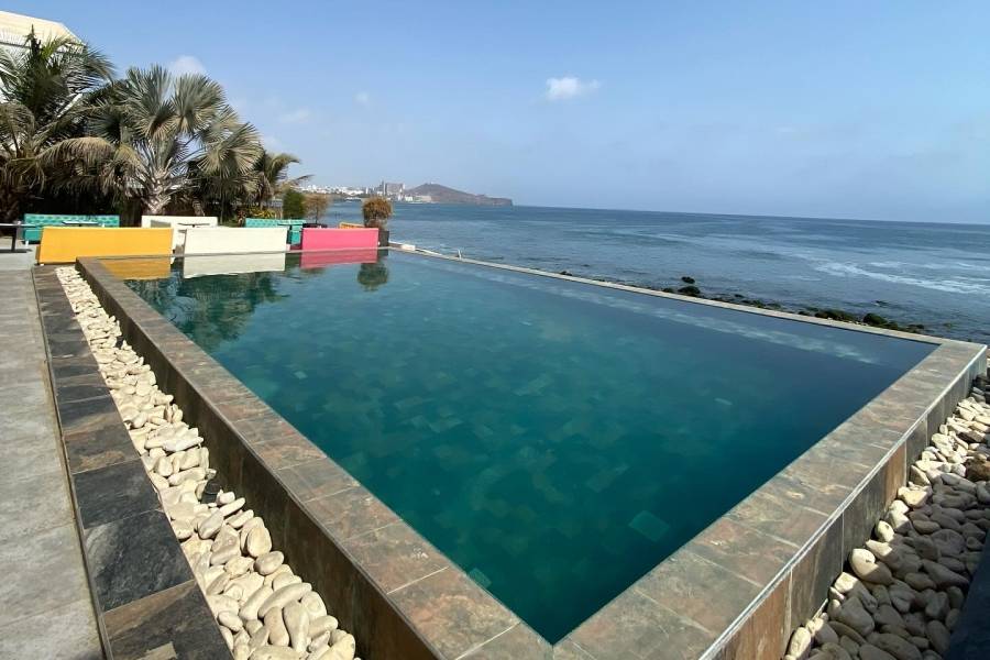 Cosmo Beach Club by The Cosmopolitan : une évasion luxe à Dakar