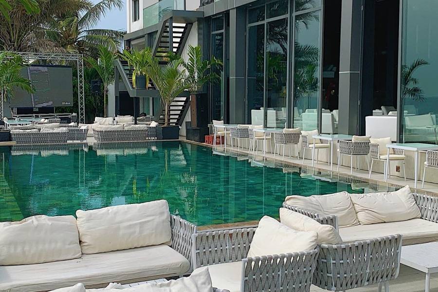 Cosmo Beach Club by The Cosmopolitan : une évasion luxe à Dakar