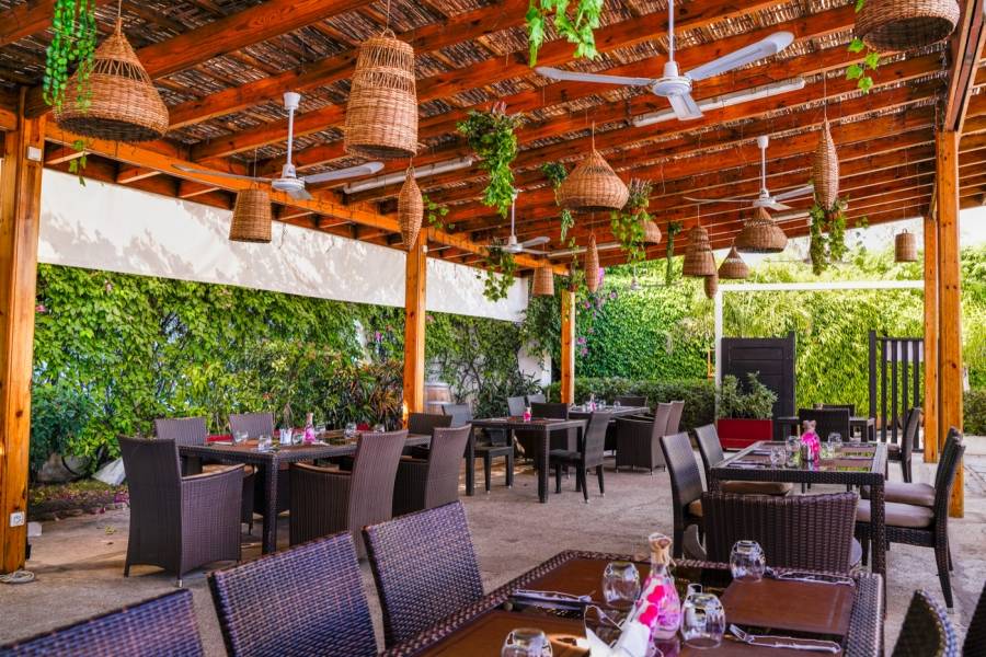 La Pointe des Almadies : Un joyau culinaire au bout de la Presqu'île