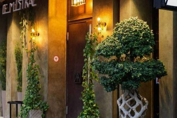 Le Mistral – Restaurant Français au Cœur de Dakar