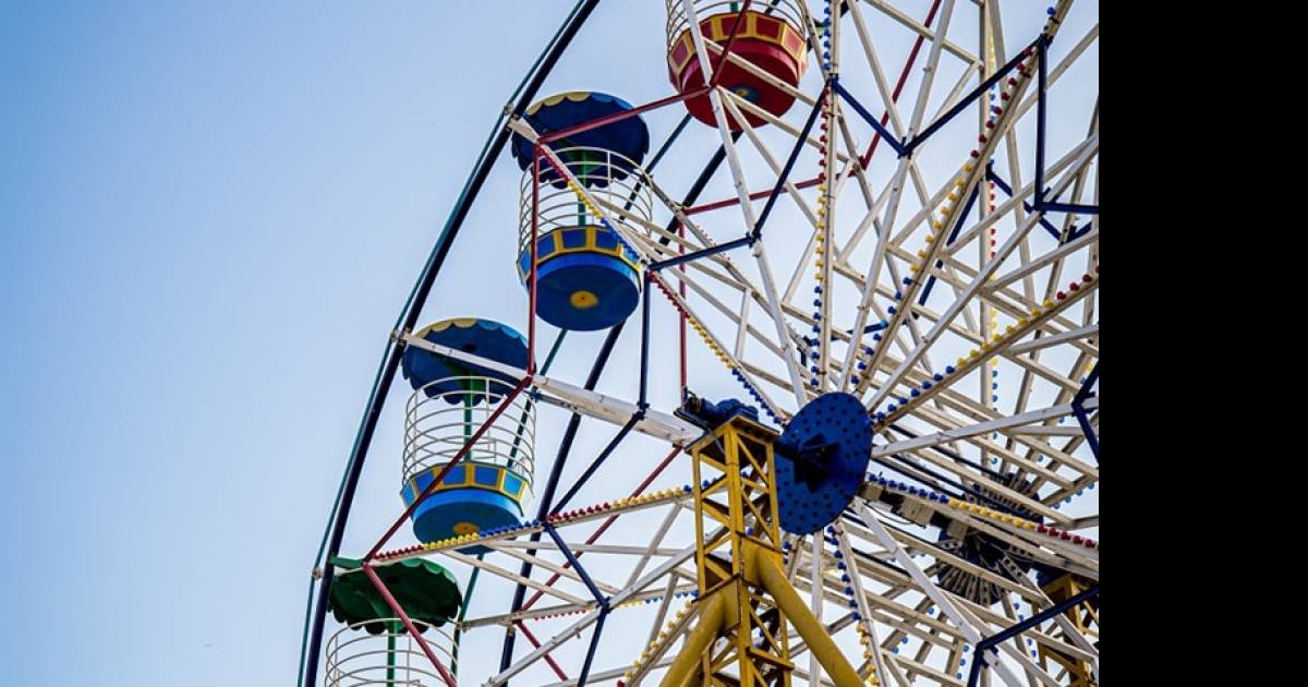 Magic Land Dakar - Parc d'Attractions, piscine et cinéma